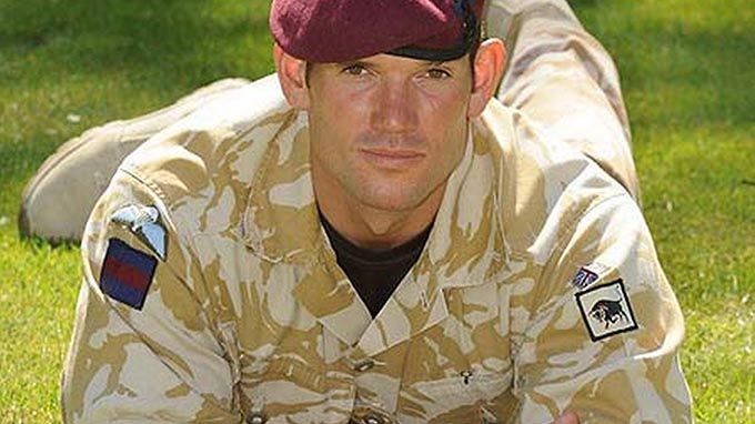 Who Fired The World’s Longest Sniper Shot? | LifeDaily