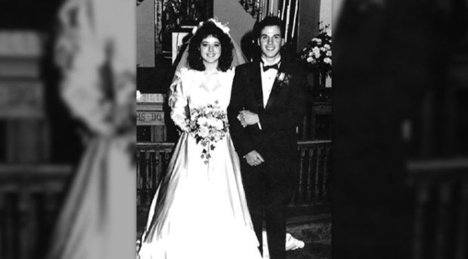 Mom Rolls Car Into Lake Drowning Family, Pleads Insanity | LifeDaily